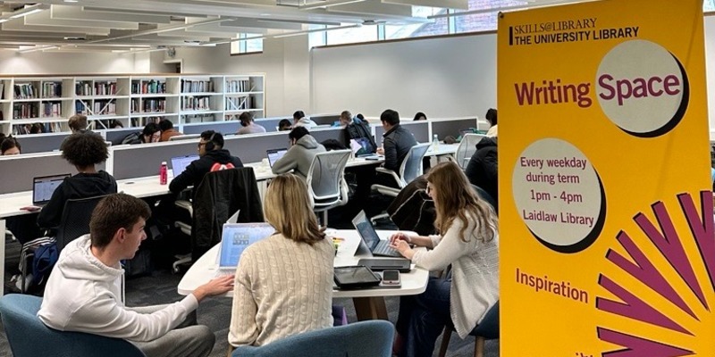 Six academic writing mentors recognised with prestigious AFHEA status ...